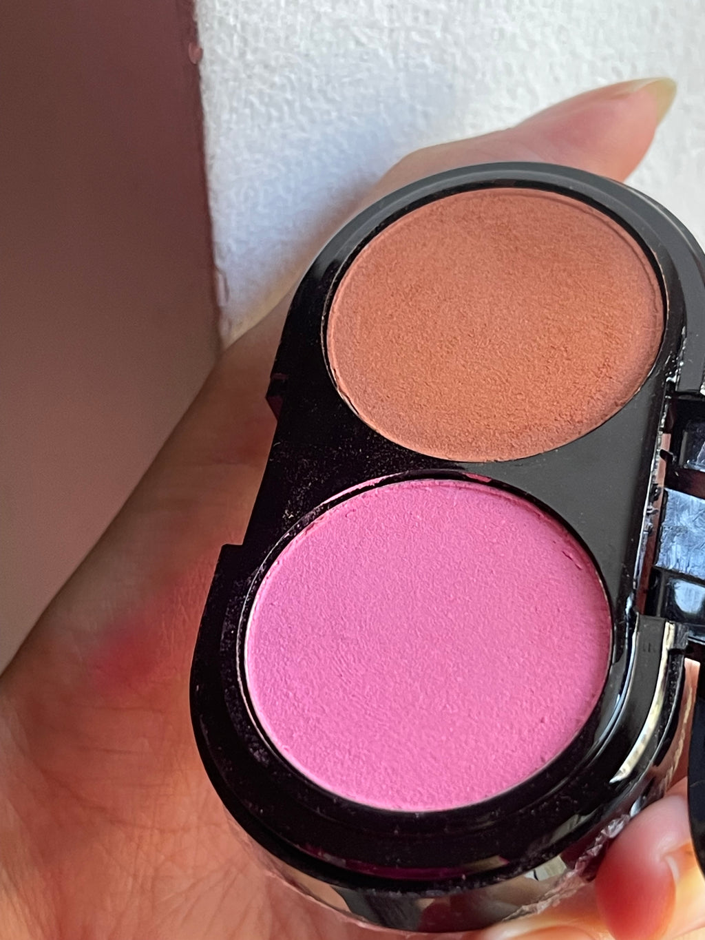 Powder blush – Glossy Dose